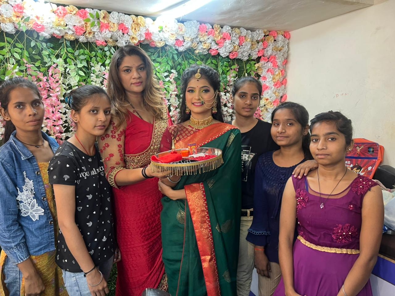 Keeping Teej fast leads to attainment of unbroken good fortune, women ...