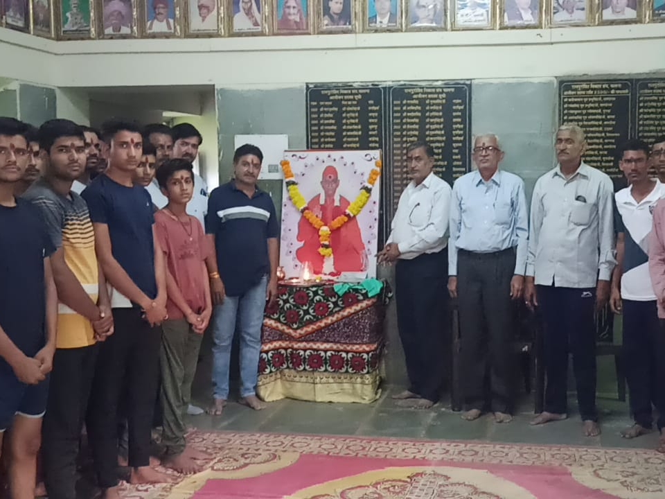 Rajpurohit Vikas Sangh celebrated the birth of Swami Shri Atmanand Ji ...