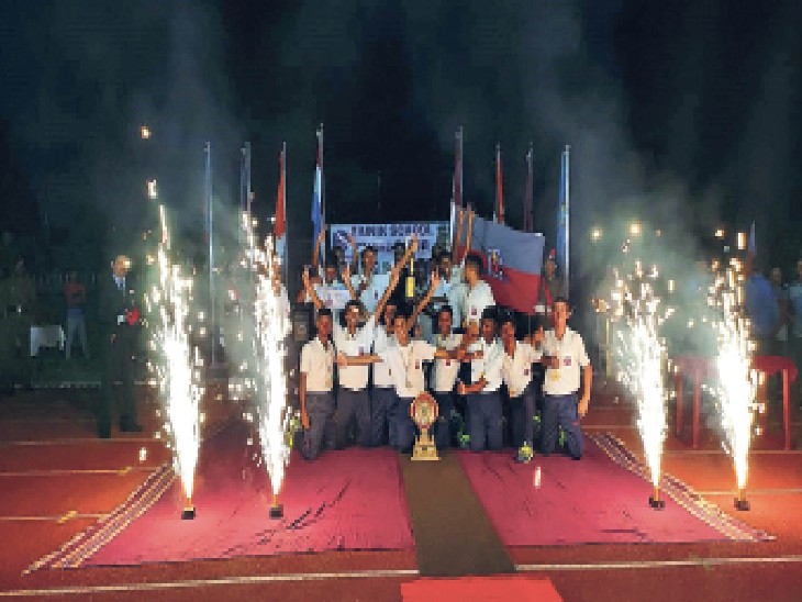 The team of Sainik School Tilaiya brought laurels to the school by ...