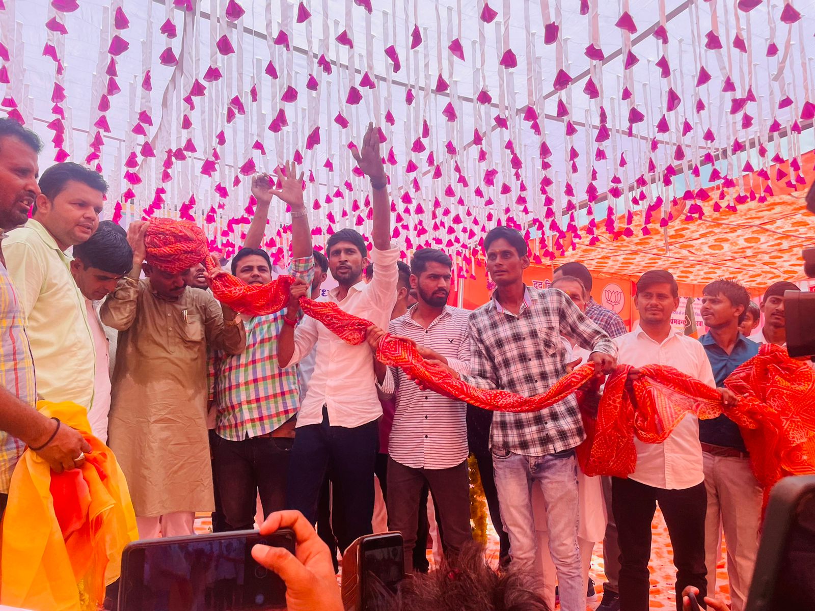 Demonstration of strength in Dudu Gaizi Shaileshwar Mahadev courtyard ...