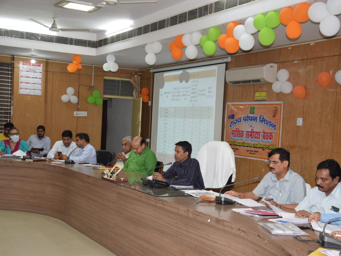 District Health Committee meeting held under the chairmanship of DM, instructions given in ...