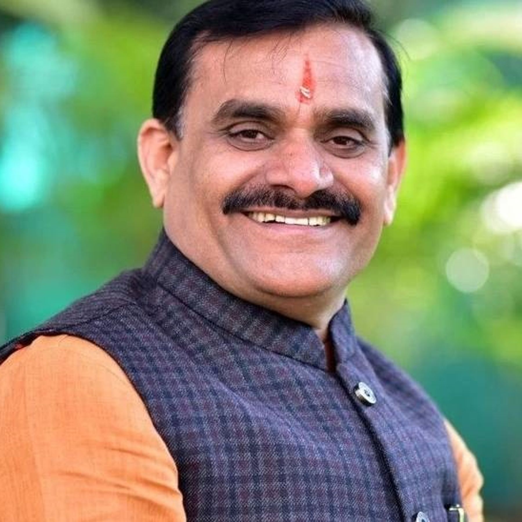 Will attend the swearing-in of district panchayat members, will have ...