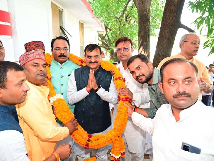 Madhya Pradesh BJP President VD Sharma reached Rewa, praised the booth ...
