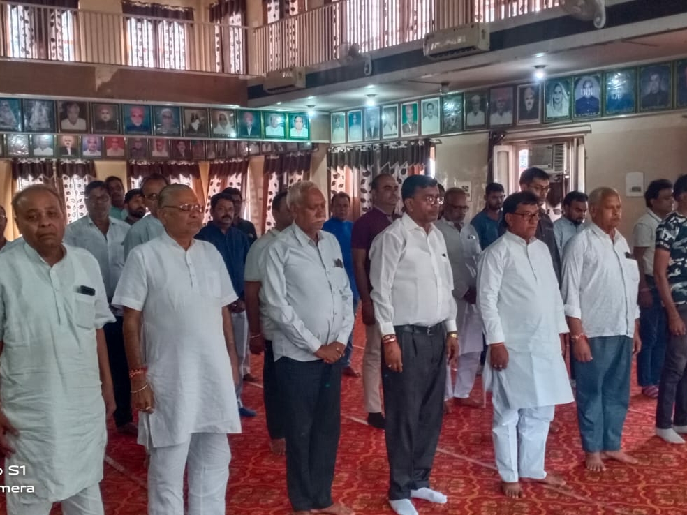 Tribute meeting in memory of late Gattani, remembered by planting ...