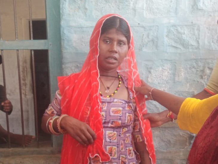 Pali Police is looking for the family of the woman | 25 साल की महिला के ...