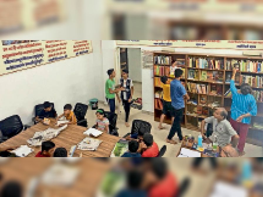 80 people raised donations of 2 lakhs and started library in the ...