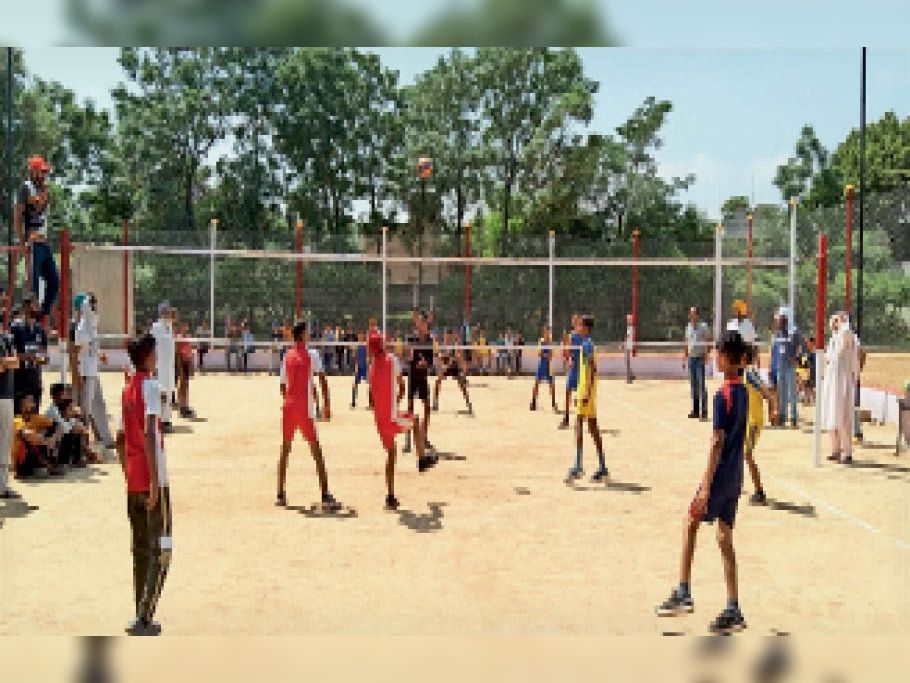 Team winner of Sant Vachan Puri School Pakho Kalan in Under-14 Boys ...