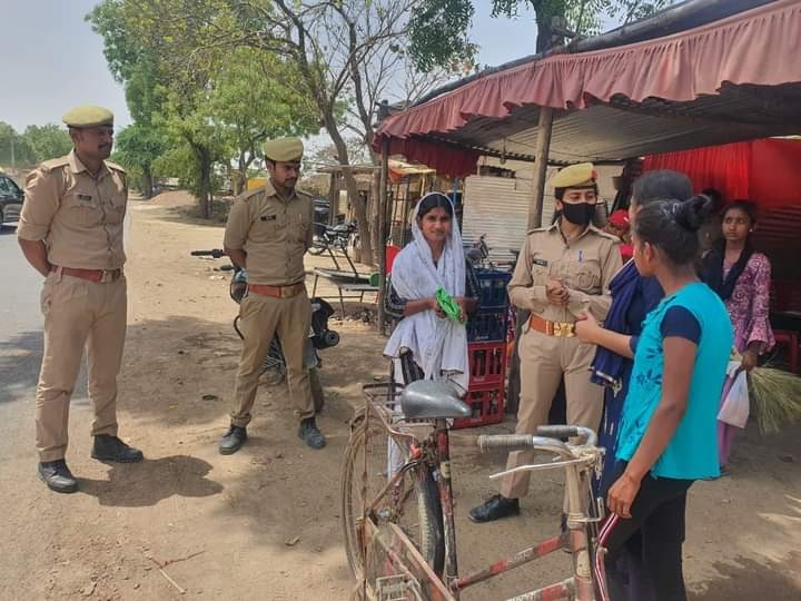 Don't worry if you are proud, teach a lesson | शोहदा करे परेशान तो न घबराएं, सिखाएं सबक: टोल ...