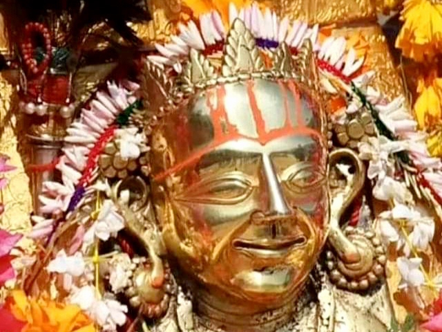 Ganesh Utsav at Ancient Shri Ganpati Mandir Mandi, Will train a ...