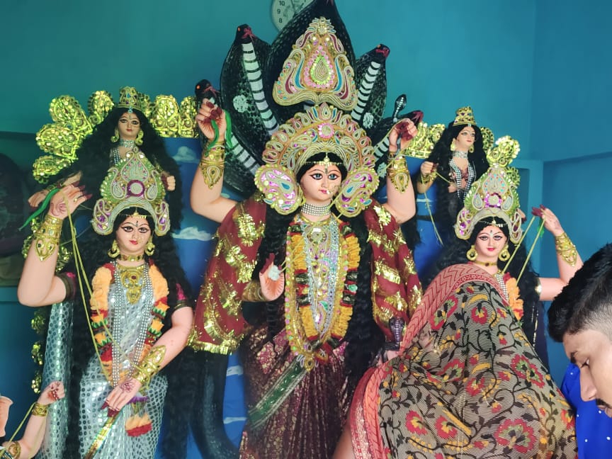 Statue of Mansa Devi installed in many places, people coming to worship ...