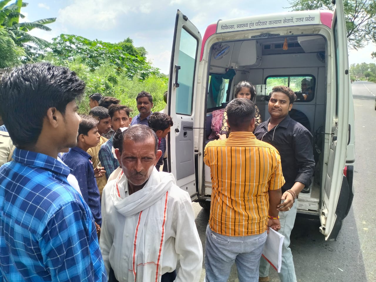 In Jasrana, a face-off between two bikes Four people including couple ...