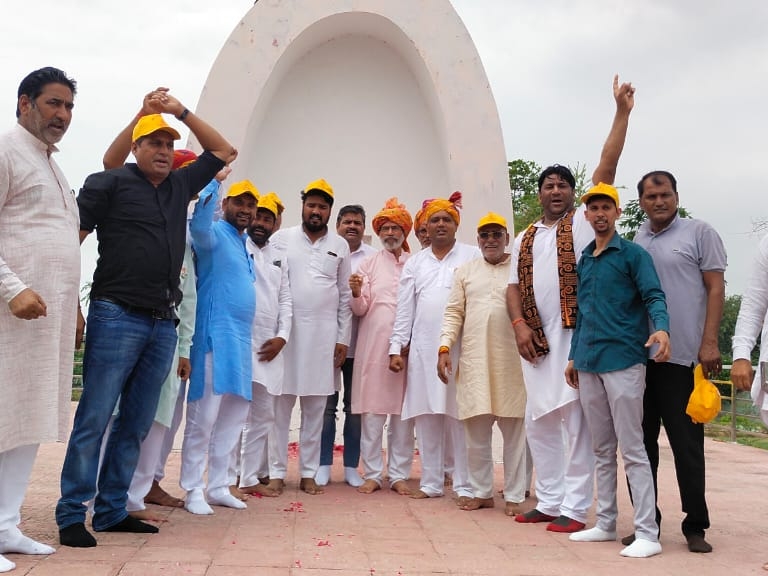 Ahir Regiment Adhikar Yatra reached Narnaul | नारनौल पहुंची अहीर ...