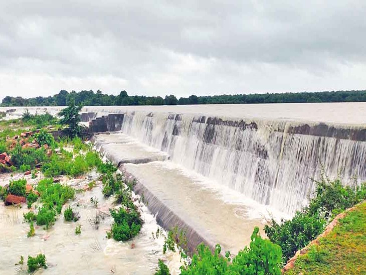 Water falling for the first time in 140 days fell in 90 days, in ...