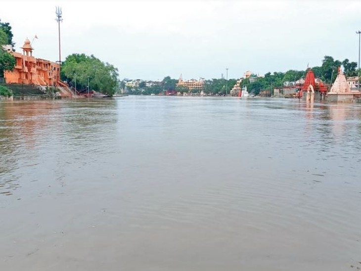 One inch of rain in the city in three and a half hours, the water level ...