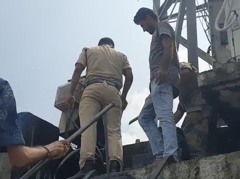 fire broke out in jio tower in motihari; bihar bhaskar latest news ...