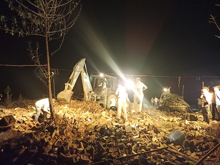 Five people were killed in the blast of Sarsawa in Saharanpur, two ...