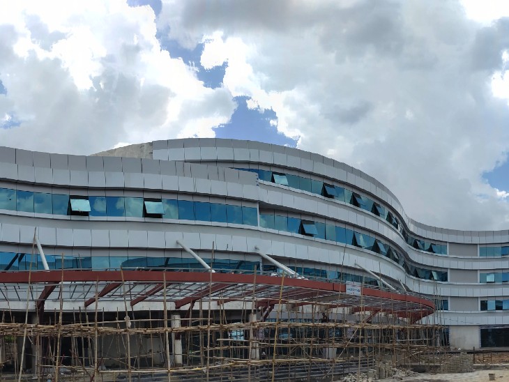 Van Bhawan changed cost 5 times in 14 years, from 84 crores to 172 ...