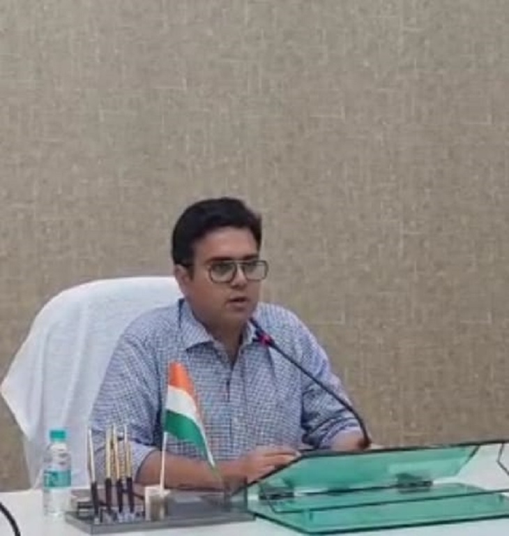 Navneet Singh Chahal said, action will be taken against the larvah ...