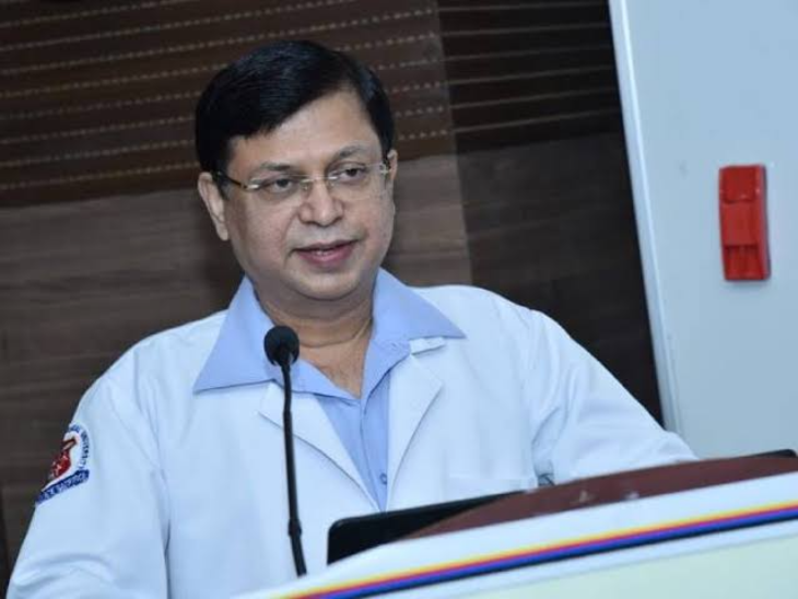 KGMU - VC Dr. Bipin Puri performed surgery of infants New life given to baby by doing surgery of ...