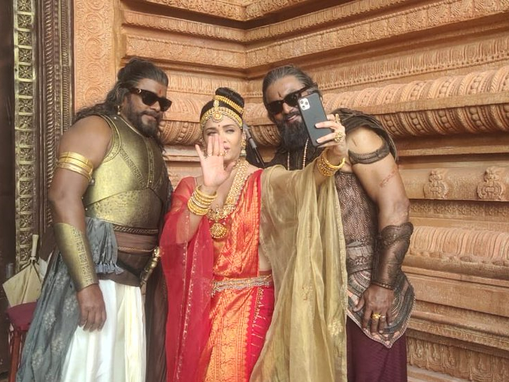 Aishwarya Rai Behind the scene pictures from Ponniyin Selvan 1 | सामने आईं पोन्नियन सेल्वन-1 के ...