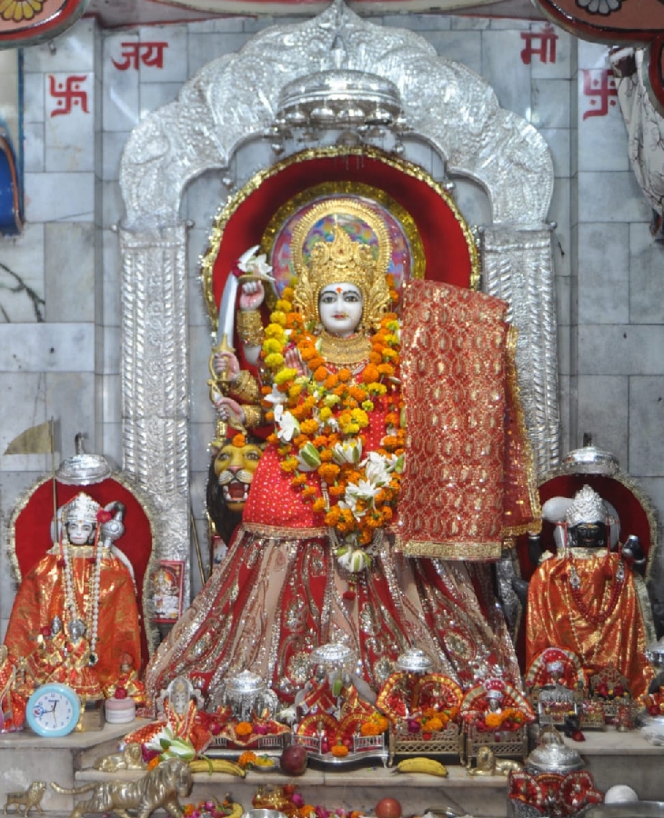 first day of navratri Devotees thronged since morning with mother's ...