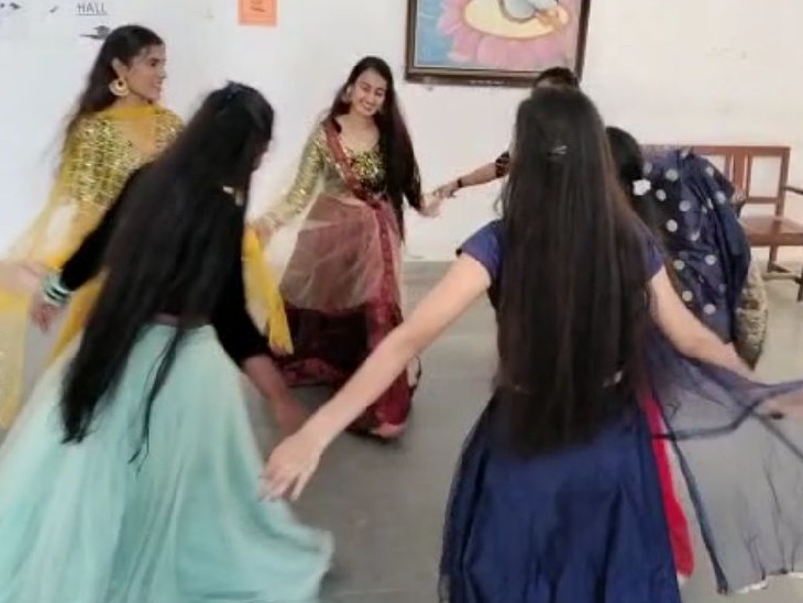 400 students did garba for 5 hours in Pali Girls College | 400 गर्ल्स ...