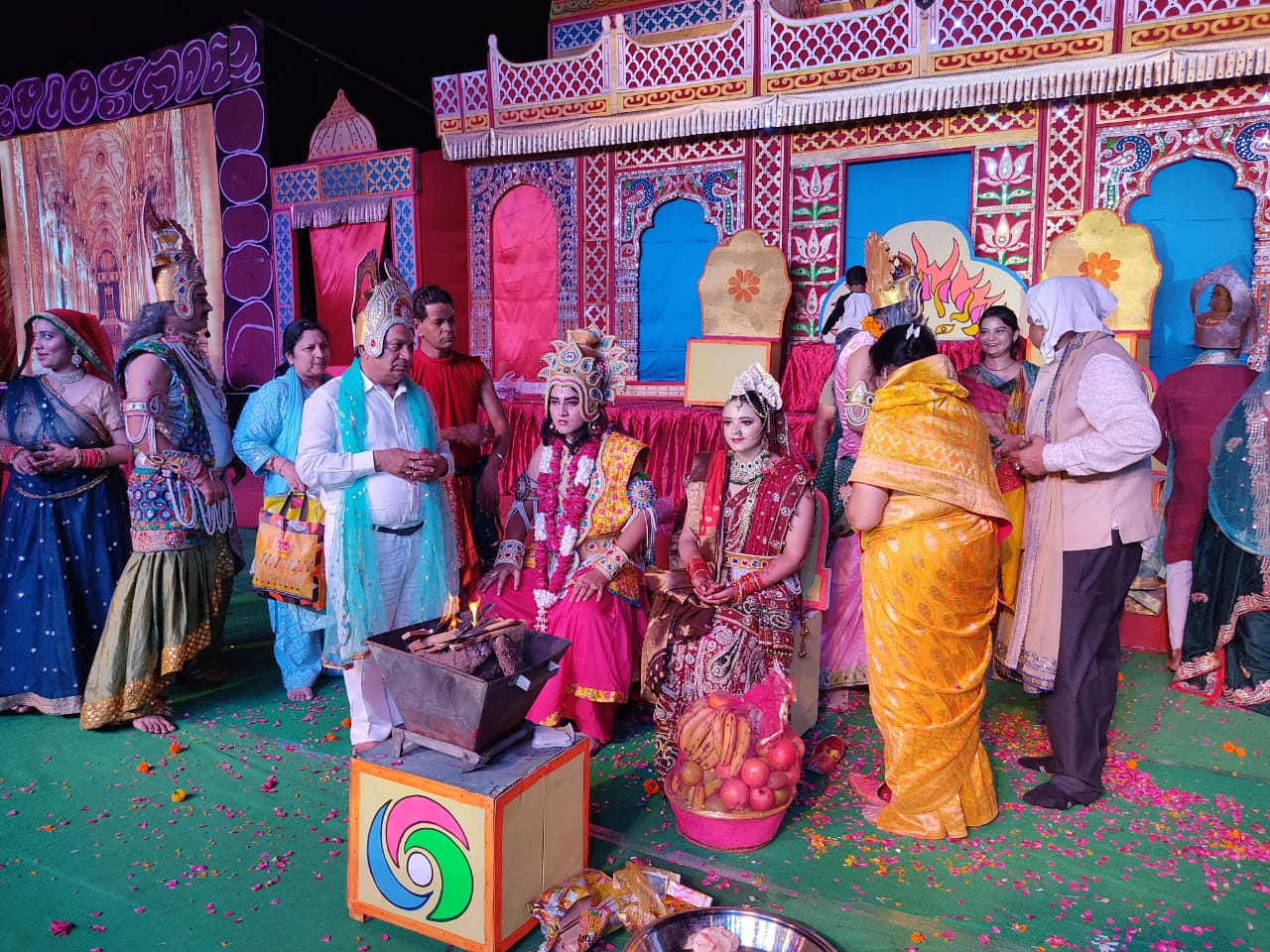 Lord Rama and Sita's marriage, tears spilled from the eyes of King ...