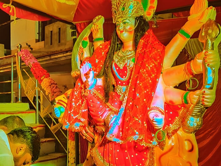 Jagrata took place on the occasion of Navratri, devotees got emotional ...