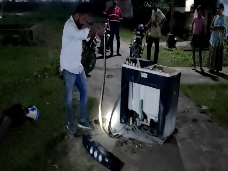 Cobra trapped in washing machine for hours, snake rescue team caught ...
