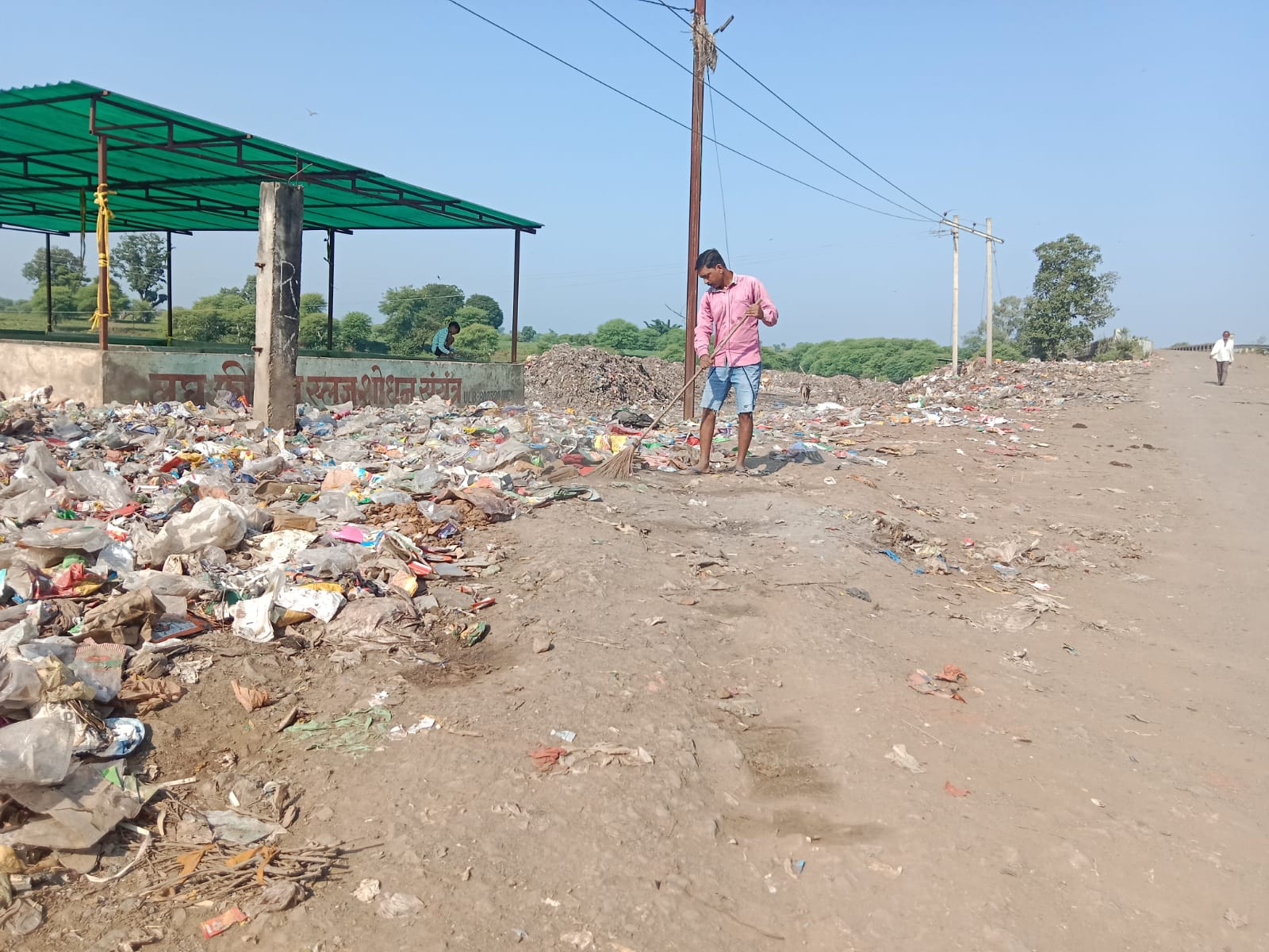 People had submitted a memorandum regarding the problem of garbage, the ...