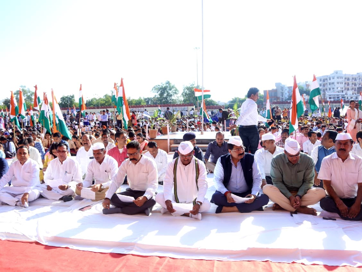 District Collector, IG also administered oath to the Gram Sabhas on ...