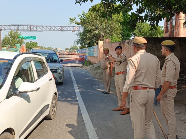 ASP inspected Niwada outpost in Baghpat | बागपत में निवाड़ा चौकी का ...