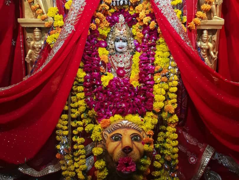 Devotees thronged the Shaktipeeths of the city for Navratra, till late ...