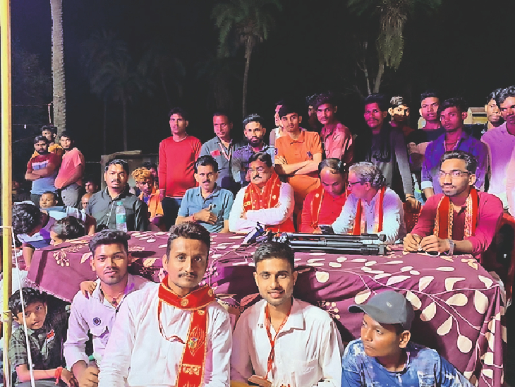 Mandal artists from different cities performed all night | गरबा ...