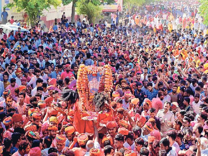 Mother Karni's 635th birthday, procession of Karni Mata taken out with ...