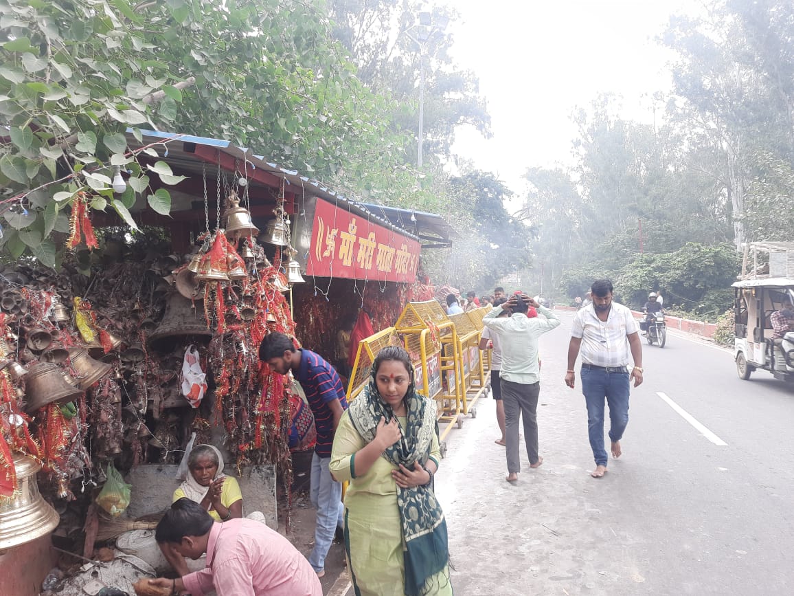Worship of Siddhidatri Maa on Navami Devotees throng the temples of ...