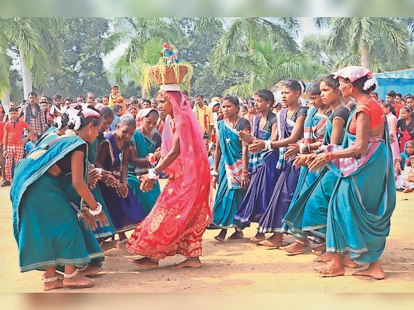 Union Minister of State Renuka Singh participated in the program ...
