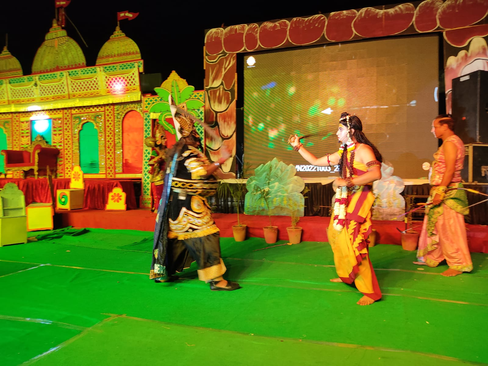 Every effort is made to awaken Kumbhakaran in Ramlila staging. | 10 ...
