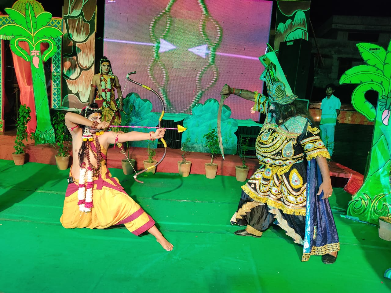 Every effort is made to awaken Kumbhakaran in Ramlila staging. | 10 ...