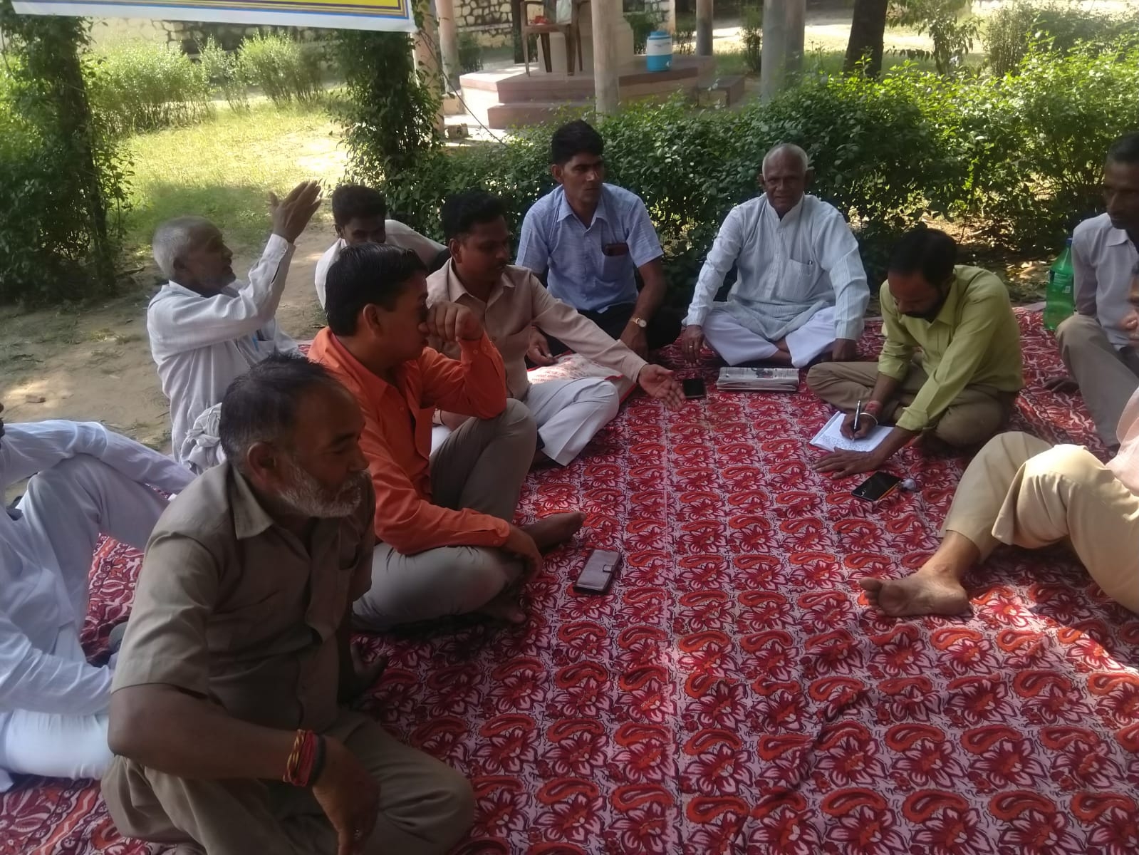 Dharna continues for 5 days in Govindgarh, demand to change the board ...