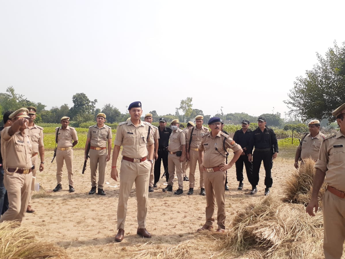 Throat was murdered 5 days ago, dead body was found in paddy field