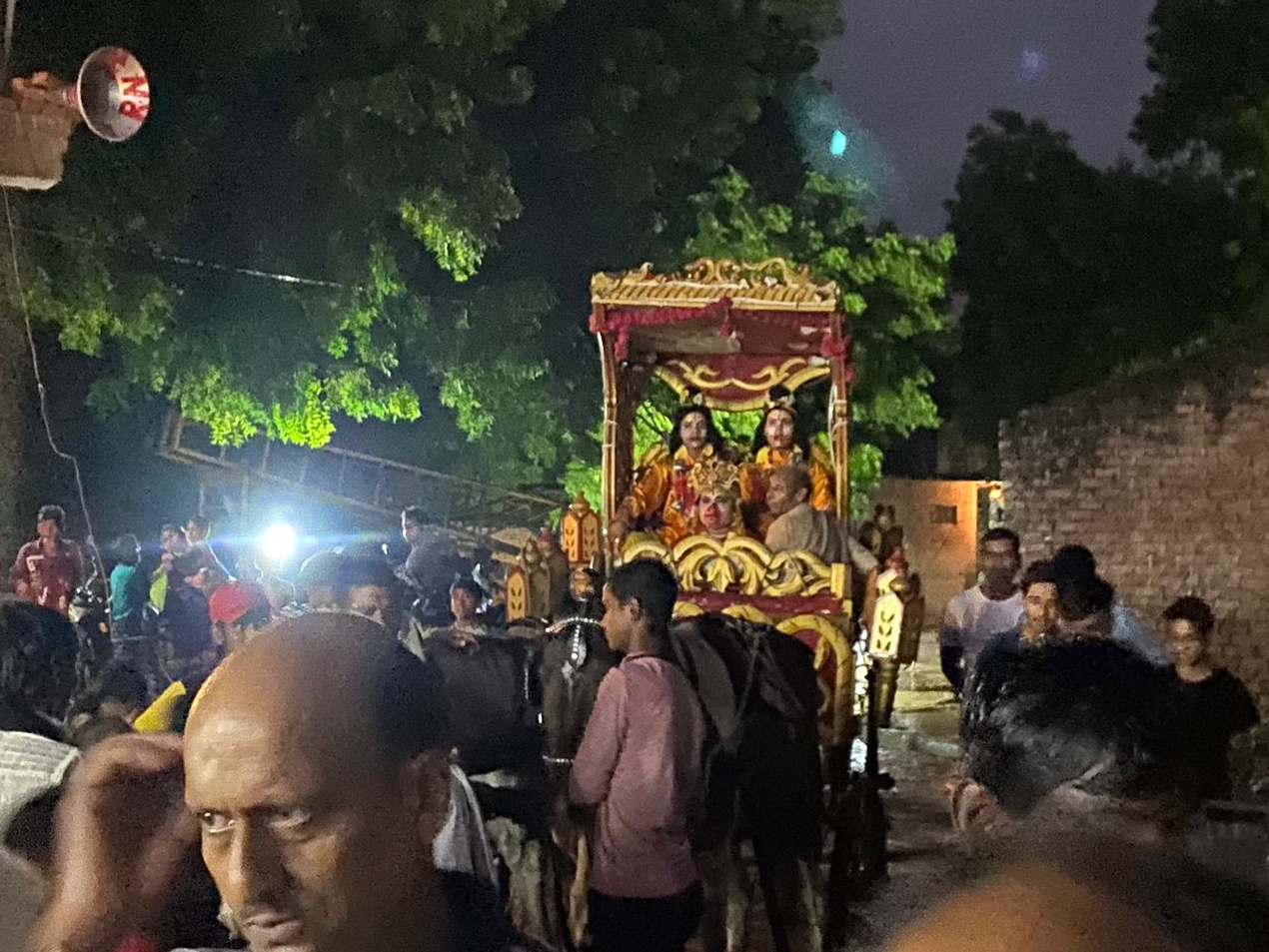 Vijayadashami festival celebrated with pomp in Ghatampur Ravana ...