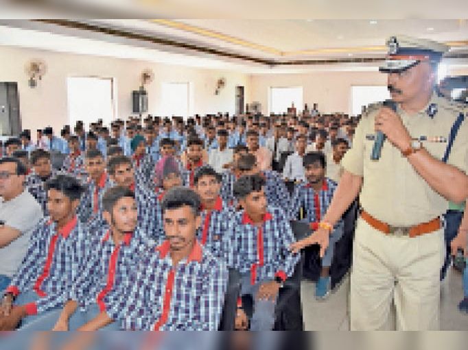 Police will arrest the smuggler by registering a case under 304 on ...