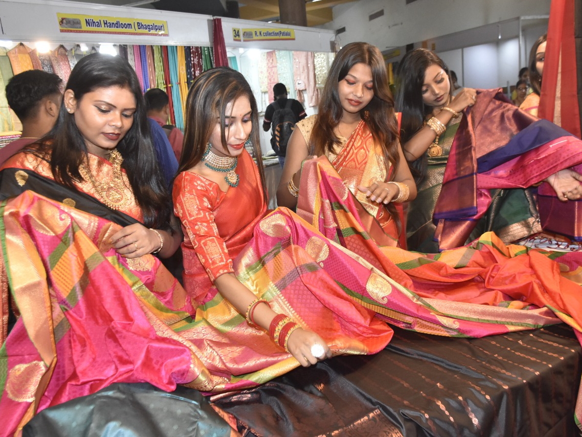 10 day Silk India exhibition started, you can shop till 16 October ...