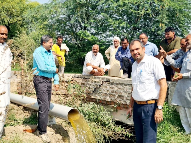 Pipeline laid for evacuation from village Dahman, pouring water into ...
