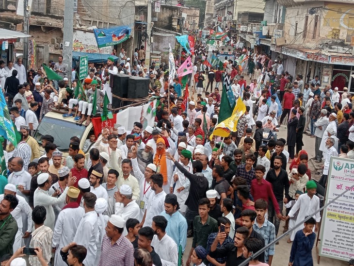 More than 4 thousand people participated in 1 kilometer long procession