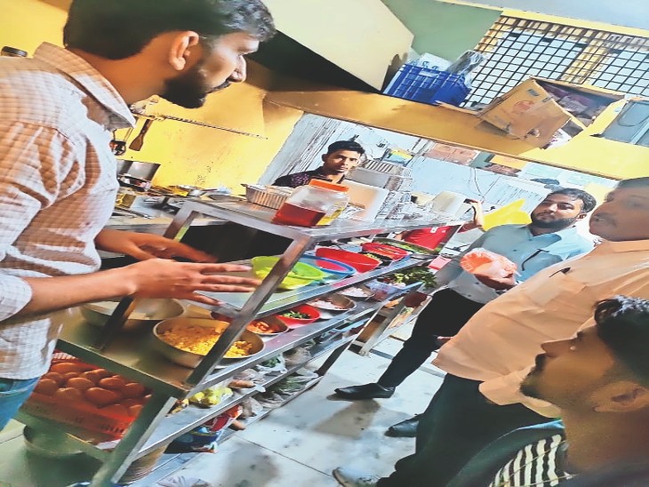 Hotels, restaurants and dessert stores will be challaned for throwing ...