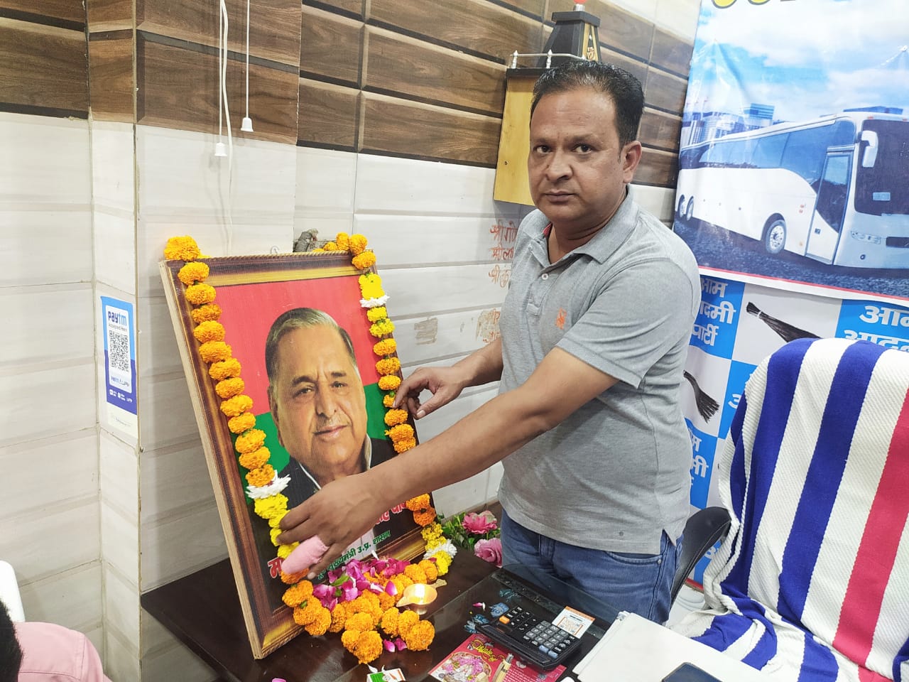 Activist was building Netaji's temple in Aligarh, Mulayam got angry on ...