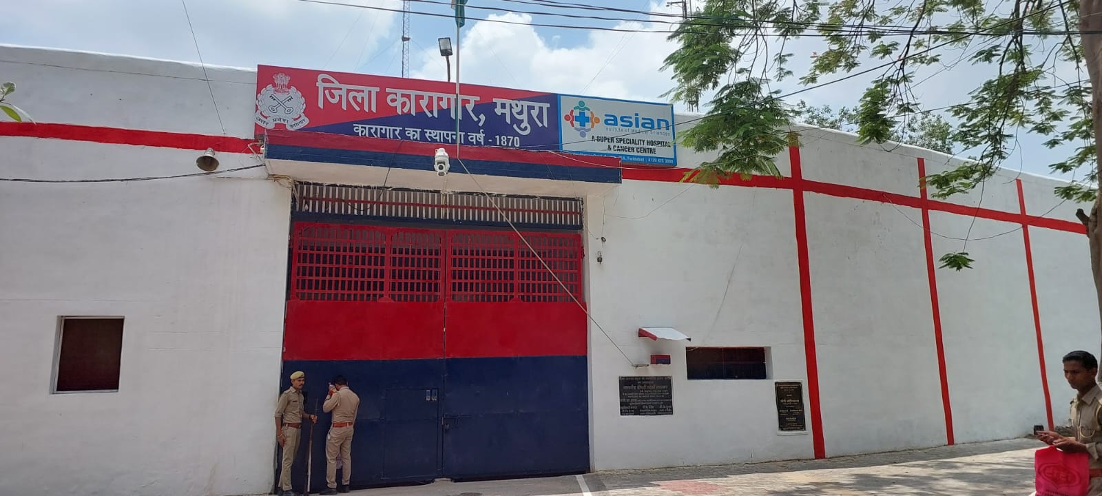 The women prisoners detained in the jail are keeping the fast, the ...