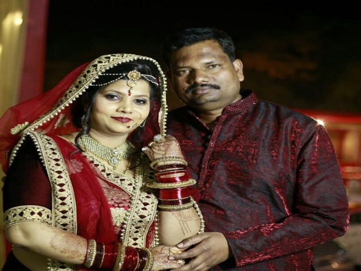 Azamgarh, Suhagins kept a Nirjala fast for their husbands | आजमगढ़ में ...